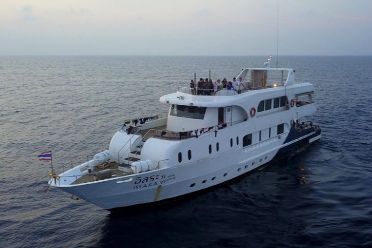 Issara - Day-Trip and Liveaboard Boat
