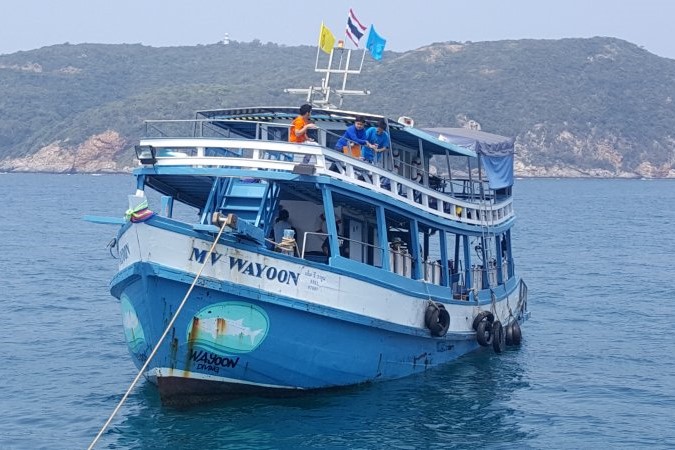 Wayoon - Day-Trip and Liveaboard Boat